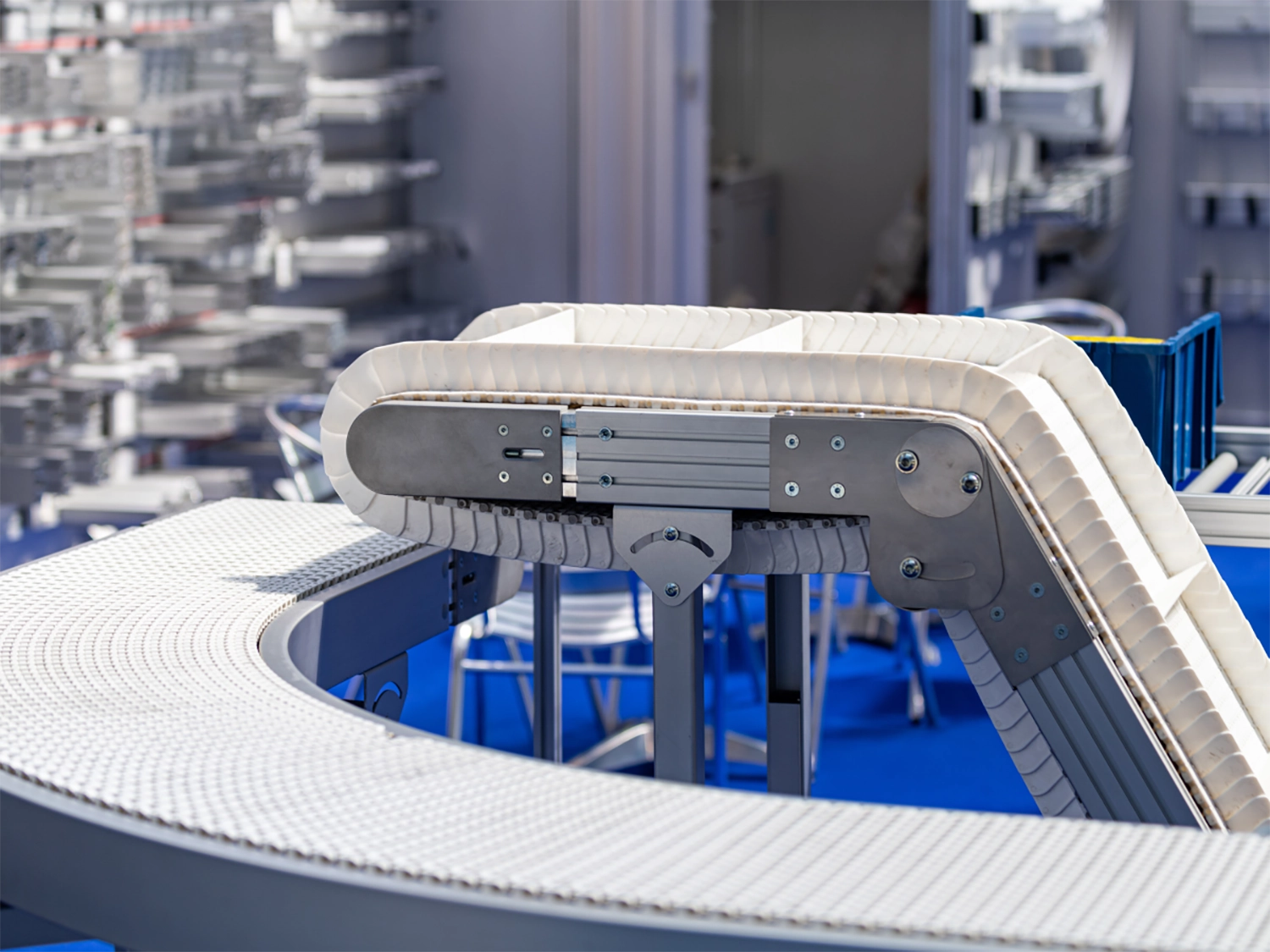 Understanding the Different Conveyor Belt Types - HTE Technologies, A ...